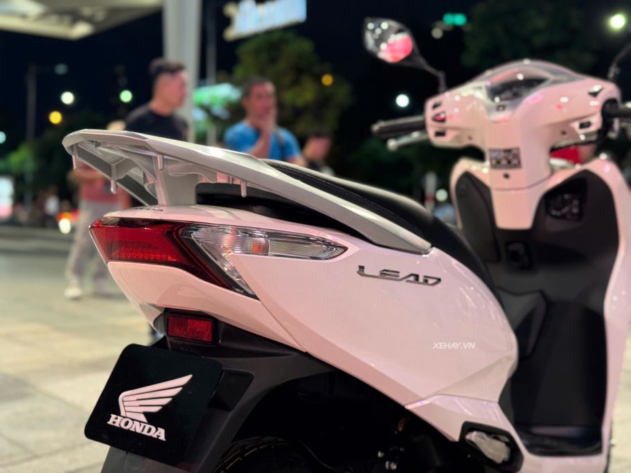 Honda LEAD ABS 2026 ra mắt Việt Nam: Giá từ 39,5 triệu đồng